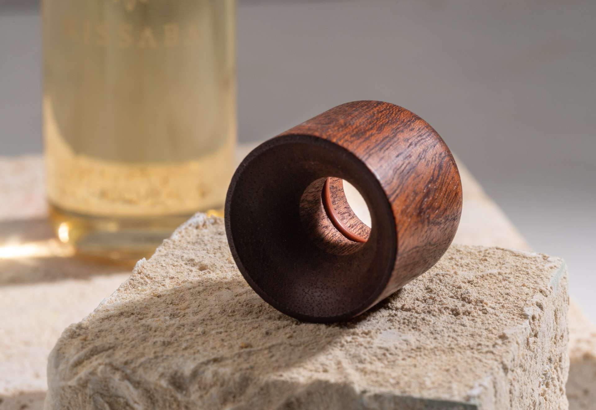 Customise your wood cosmetic packaging: we transform your idea into a unique natural packaging